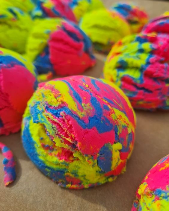 Neon Powder Pigment UK | Prima Mica